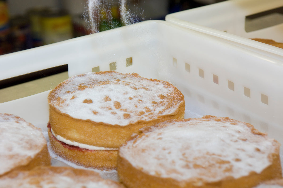 CAKES – Page 2 – Siwgr a Sbeis